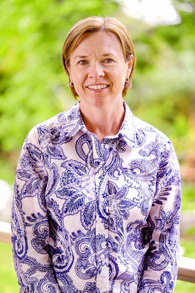 Emma_Sanders (P) → Integrative Health Solutions